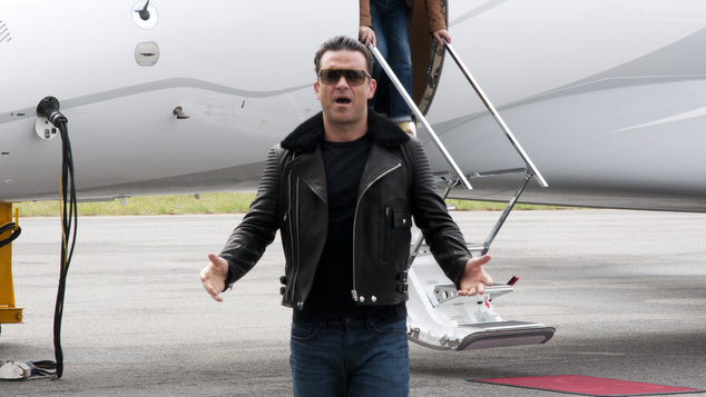 Robbie Williams Arrives in Australia - OUTInPerth - Gay and Lesbian ...