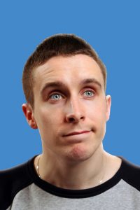 Comedian Larry Dean learns to date again in his new show Farcissist ...