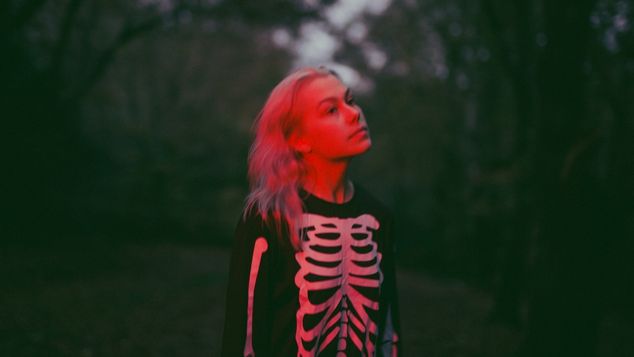 Phoebe Bridgers crowd chants 'F*** Margaret Court"