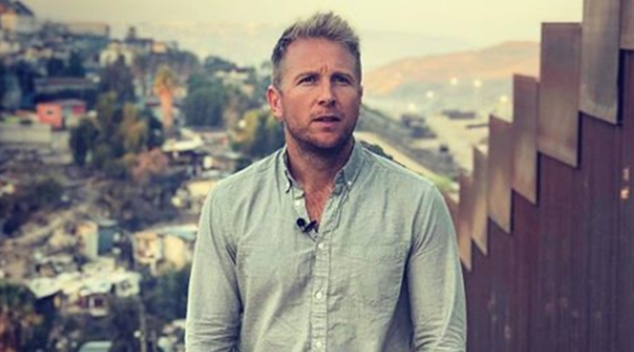 Broadcaster Hamish Macdonald quits the ABC's 'Q+A'