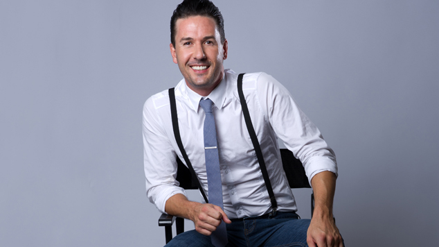 Michael Griffiths Sings Annie Lennox - OUTinPerth