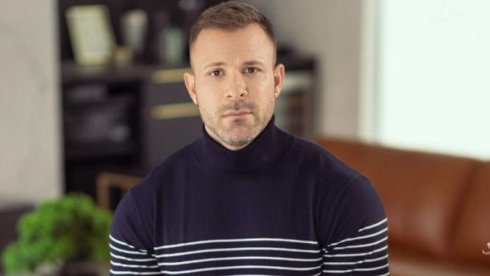 Adult film star Austin Wolf pleads guilty to child sex charges - OUTinPerth