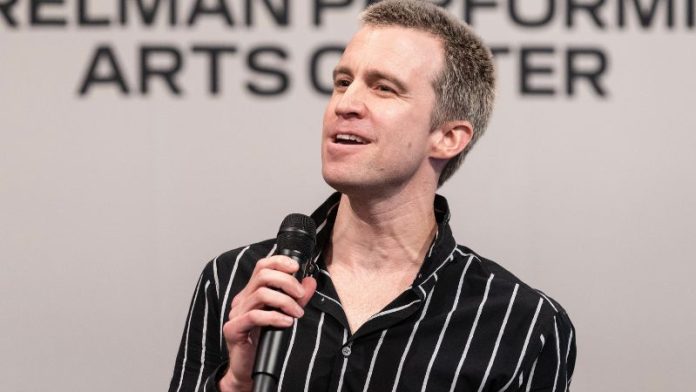 Musical theatre star Gavin Creel dies aged 48