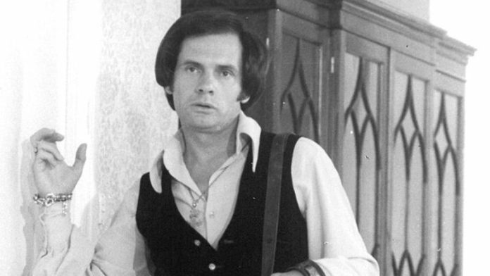 Actor Paul Karo, who played a trailblazing gay role on Aussie TV, has ...