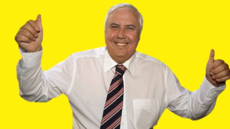 Clive Palmer launches new campaign to return to parliament