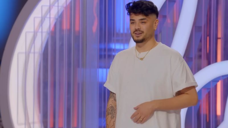 Sheldon Riley pops up on 'American Idol' with stripped back look